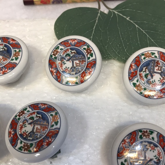 Antique | Accents | Chinoiserie Vintage Drawer Pulls Knobs Set Of 8 White Red Green 12 Knob ...